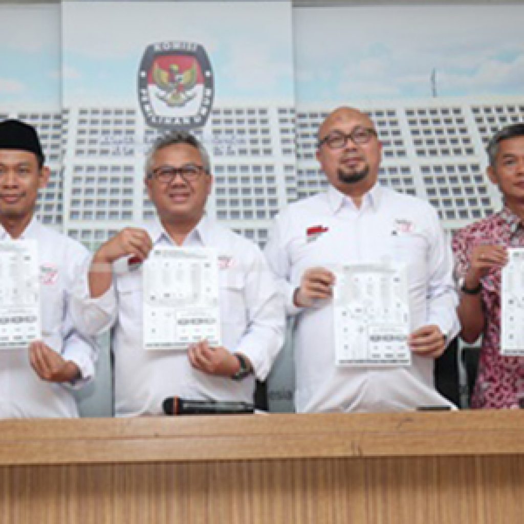 KPU Resmi Umumkan Nama 49 Caleg Eks Koruptor | Teras Jatim KPU Resmi Umumkan Nama 49 Caleg Eks Koruptor | Teras Jatim