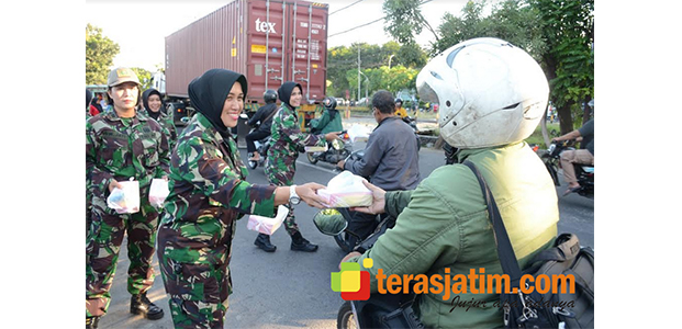 Srikandi Kowad Korem Bhaskara Jaya Bikin Heboh di Jalanan Frontage ...