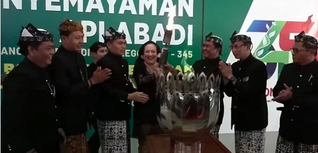 Pengambilan Api Abadi di Khayangan Api, Awali Kegiatan Hari Jadi ... Pengambilan Api Abadi di Khayangan Api, Awali Kegiatan Hari Jadi ...