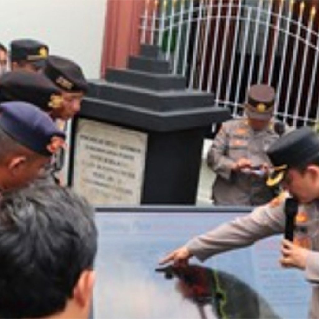 Sidang Tragedi Kanjuruhan Digelar Besok, 800 Polisi Surabaya Lakukan ... Sidang Tragedi Kanjuruhan Digelar Besok, 800 Polisi Surabaya Lakukan ...